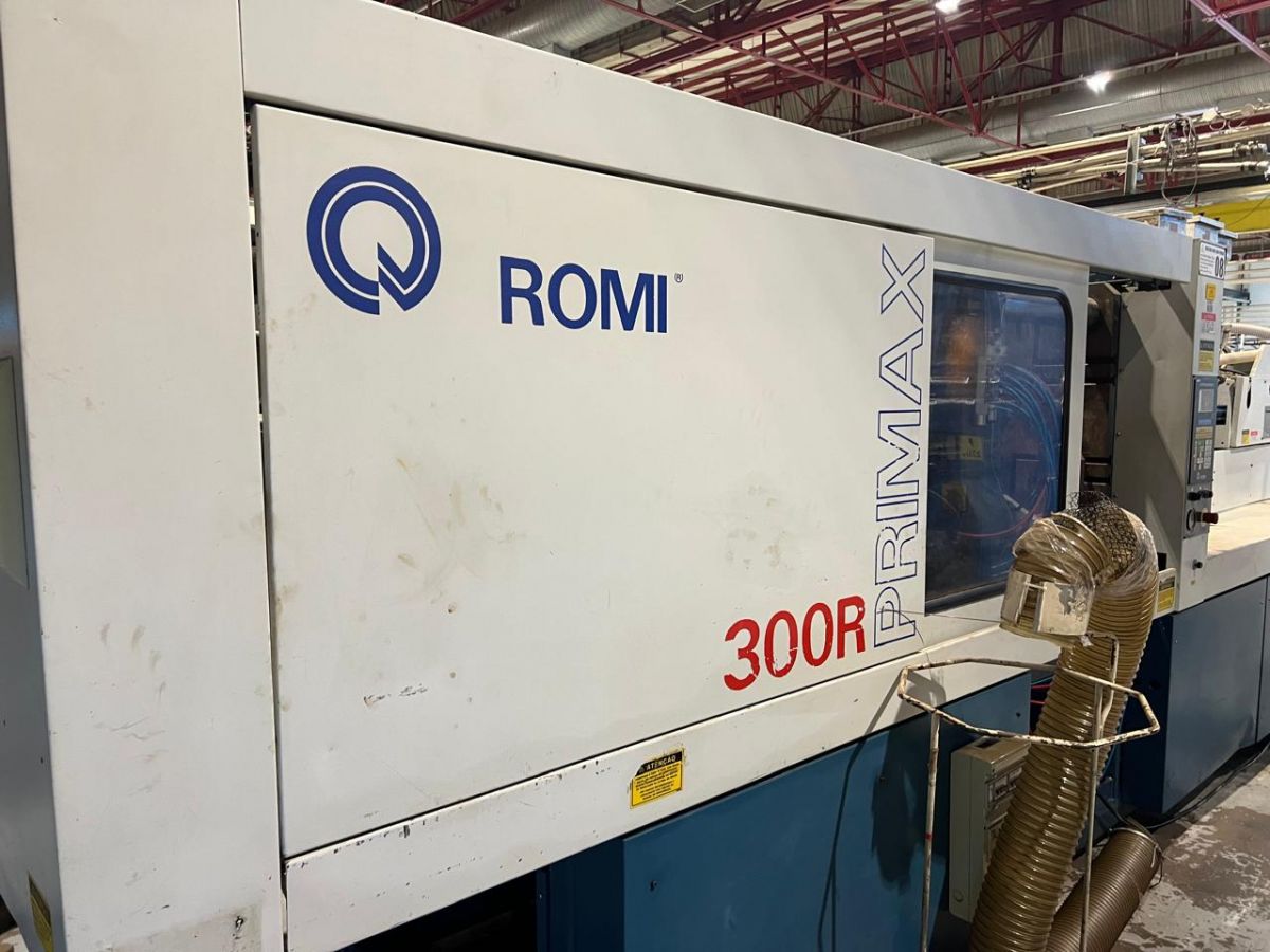 Injetoras Usadas ROMI 300 TON - Mozzeli